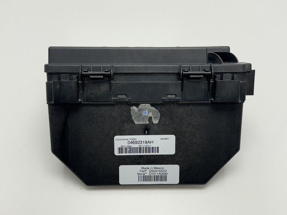 2011 DODGE RAM 1500 TOTALLY INTEGRATED POWER MODULE TIPM FUSEBOX ...