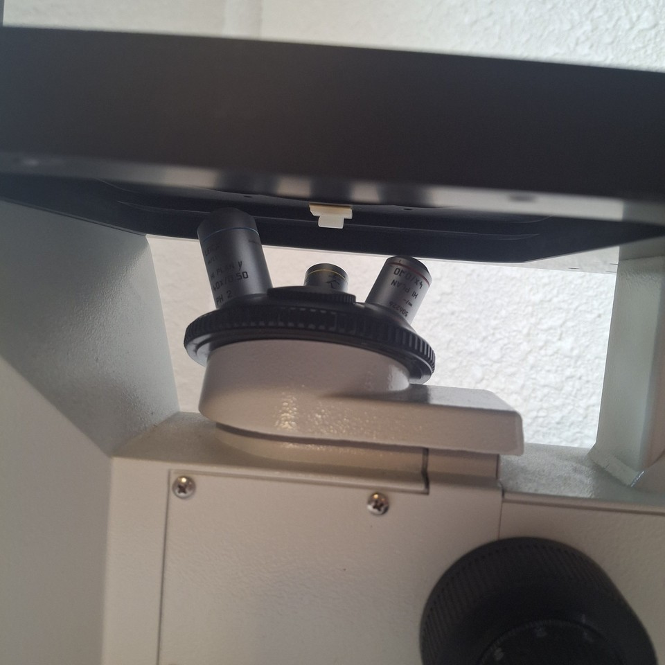 Leica / Leitz DMIL Inverted Phase Contrast Microscope with Objectives ...