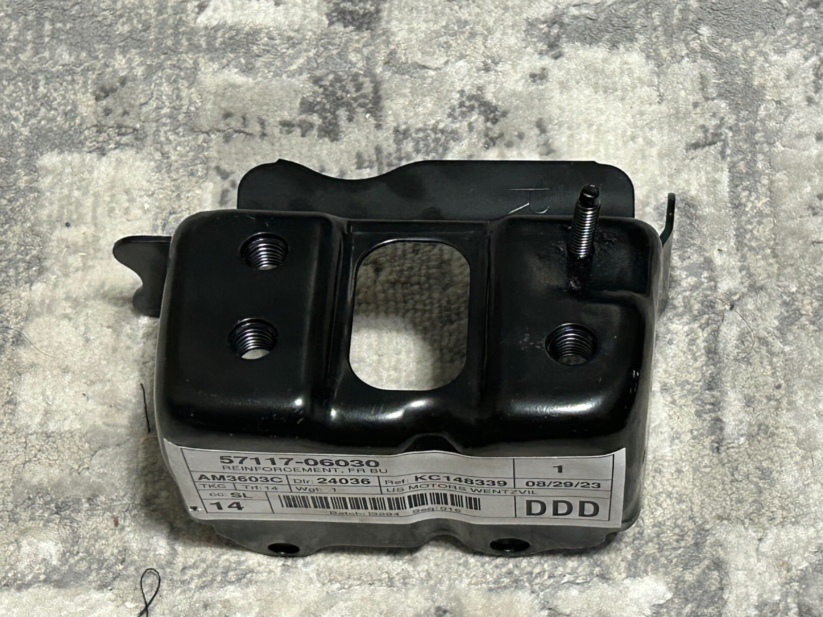 OEM Toyota Camry 57117-06030 Rail End and 57107-06011 Frame Rail ...