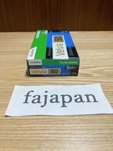 Fujifilm Fujichrome Velvia 50 ISO Color 120 Film JAPAN Box [New Exp ...