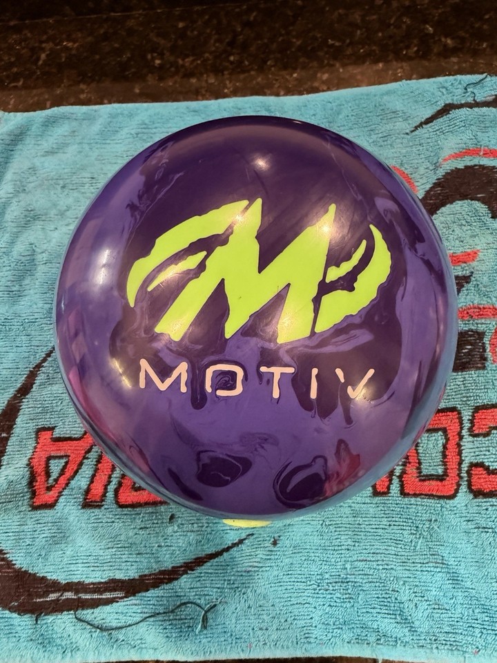 15lb Single Drill MOTIV Primal Shock Bowling Ball | eBay