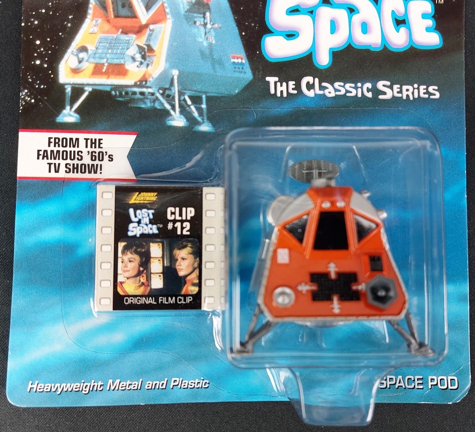 Lot 4 Johnny Lightning Lost In Space Chariot Jupiter 2 Robot B-9 Space ...