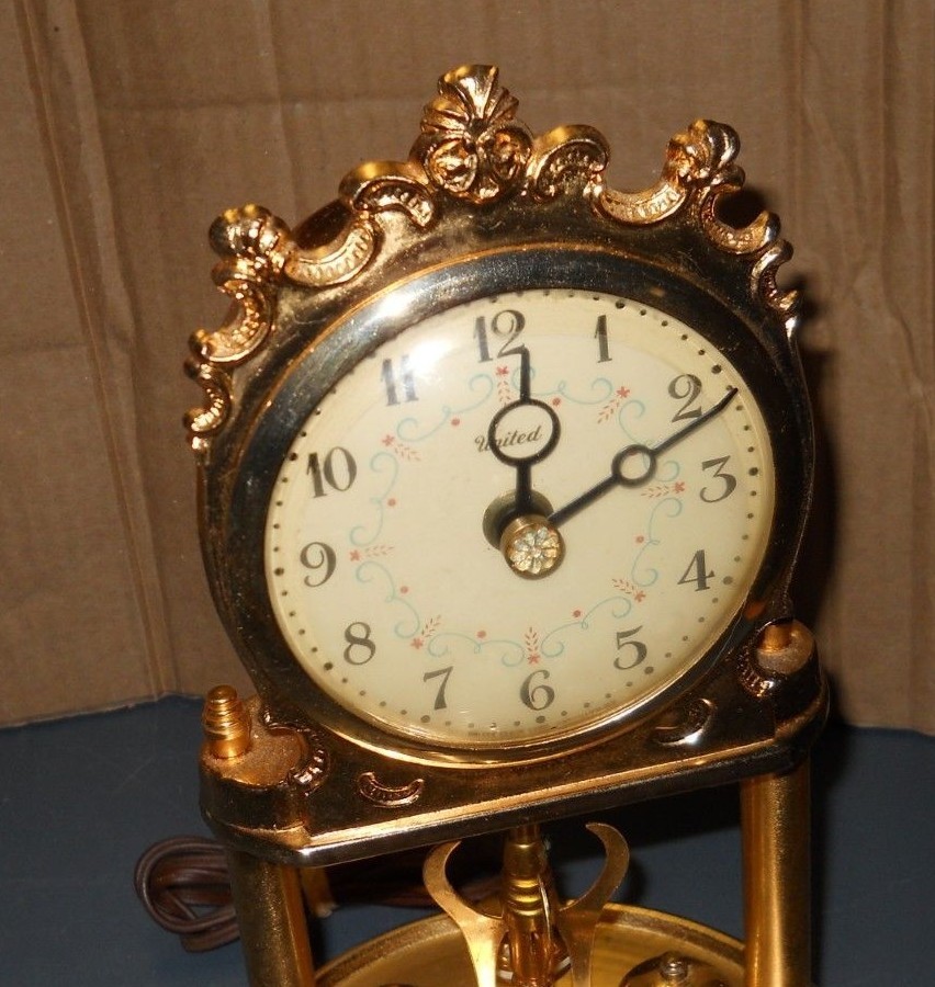 VINTAGE ELECTRIC UNITED CLOCK CORP ANNIVERSARY CLOCK MODEL 975 NO DOME ...