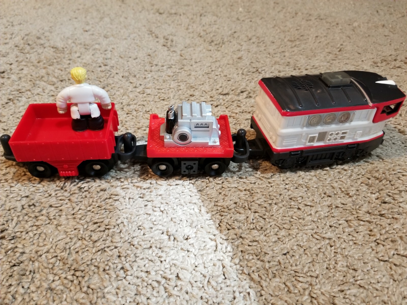 Fisher Price Geotrax Push Train Goggles & Bunsen The Smartest Team | eBay