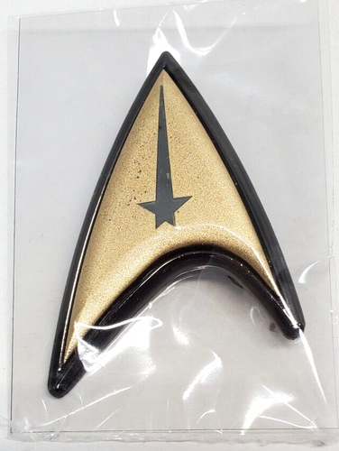 Super DELUXE Star Trek Strange New Worlds Command Badge- KIRK Name on ...