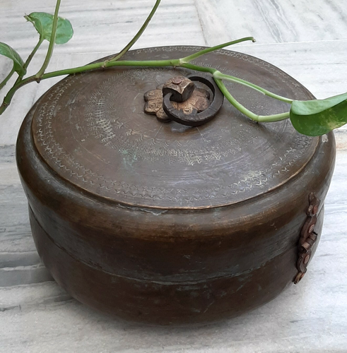 Antique Brass Chapati Box Indian Engraved Bread Storage Dabba ...