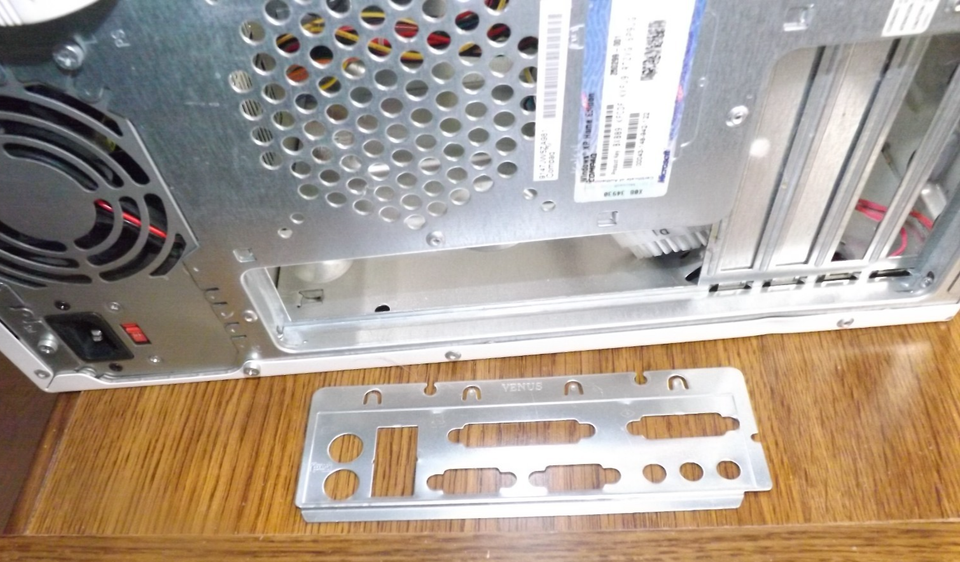 Compaq Mini Tower ATX Computer Case with Floppy Drive CDROM & Powewr ...