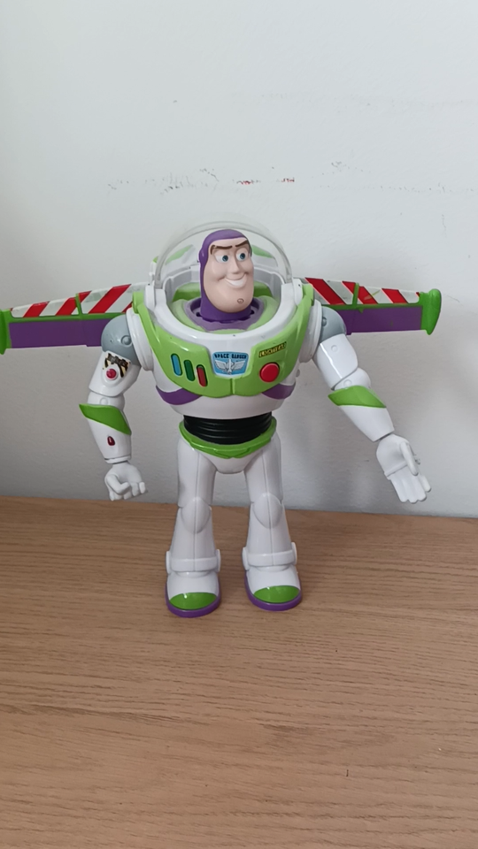 Disney Toy Story Buzz Lightyear with Lights, Talking & Walking Action ...