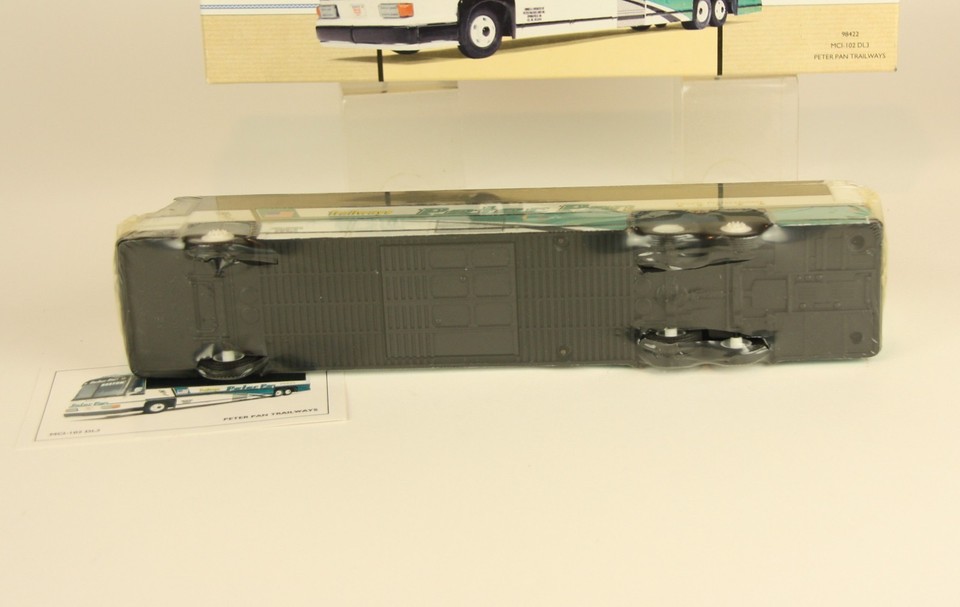 Corgi Peter Pan Toy MCI Bus in Original Box | eBay