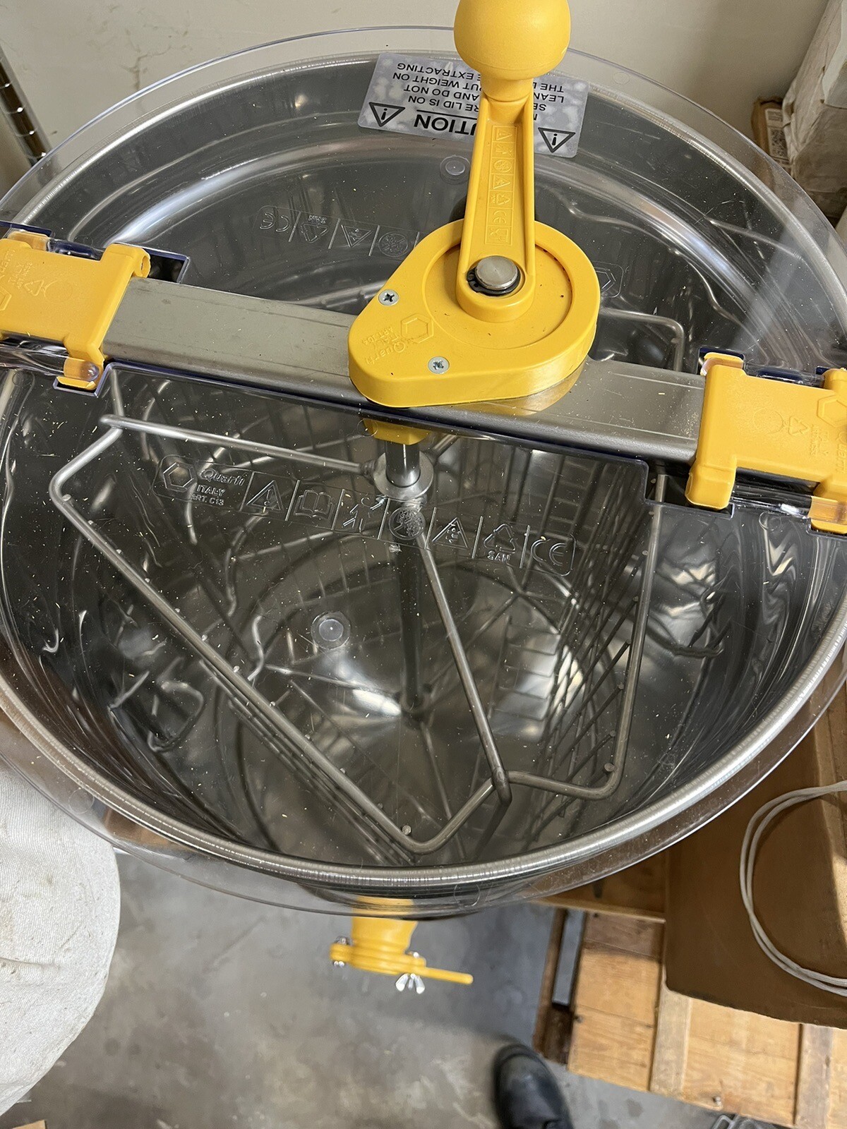 Mann Lake Honey Extractor 6/3 Frame Hand Crank w/o Stand- Made In Italy ...