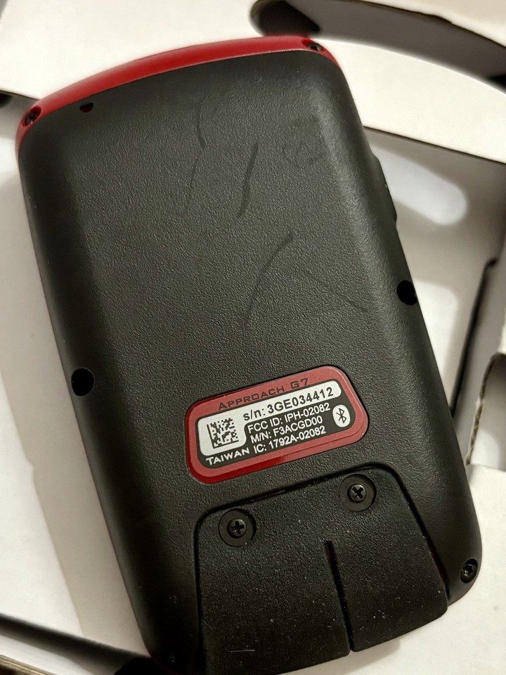 Garmin Approach G7 GPS Golf Course Rangefinder Belt Clip Charging Cable ...