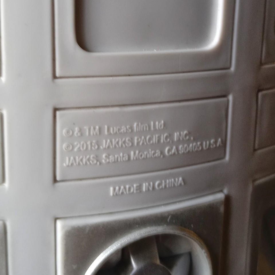 2015 Jakks Pacific Lucas Film 18" Star Wars R2-D2 Battery Operated ...