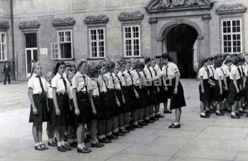 WW2 Picture Photo BDM Young women Bund Deutscher Mädel League German ...