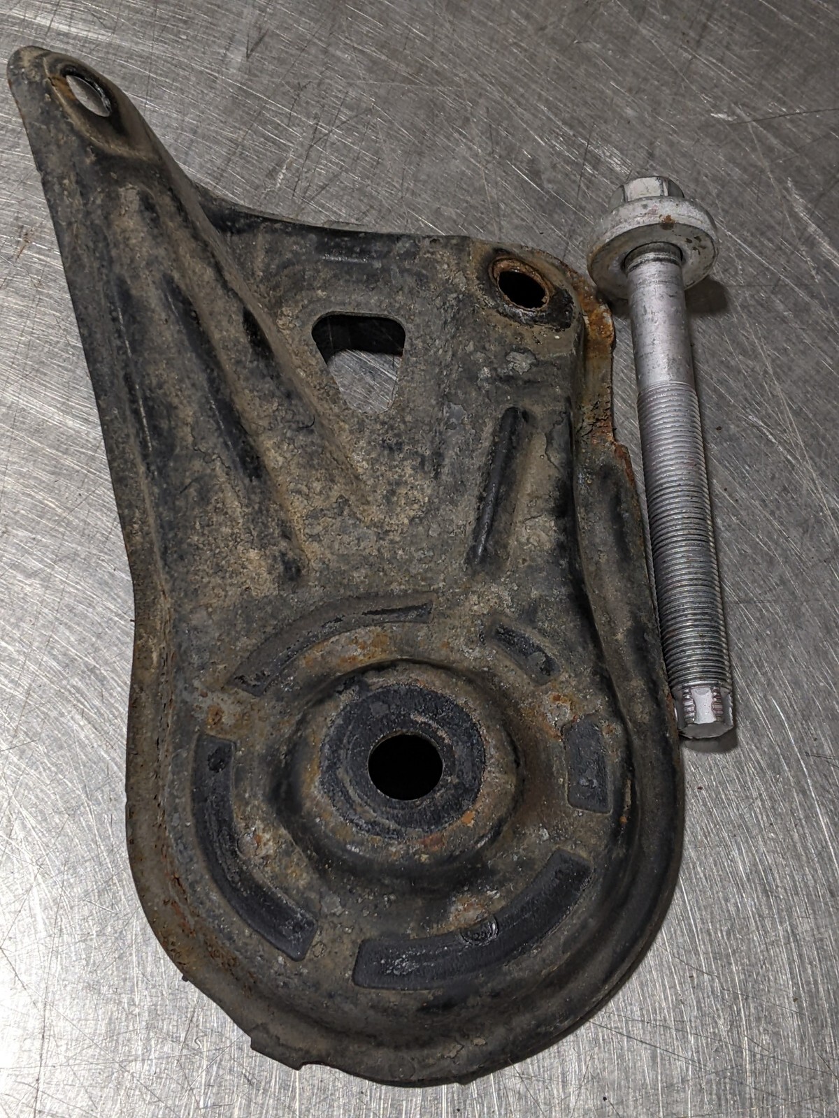 TOYOTA CAMRY 2007 OEM FRONT CRADLE REAR RIGHT BRACKET SUPPORT RH 51023 ...