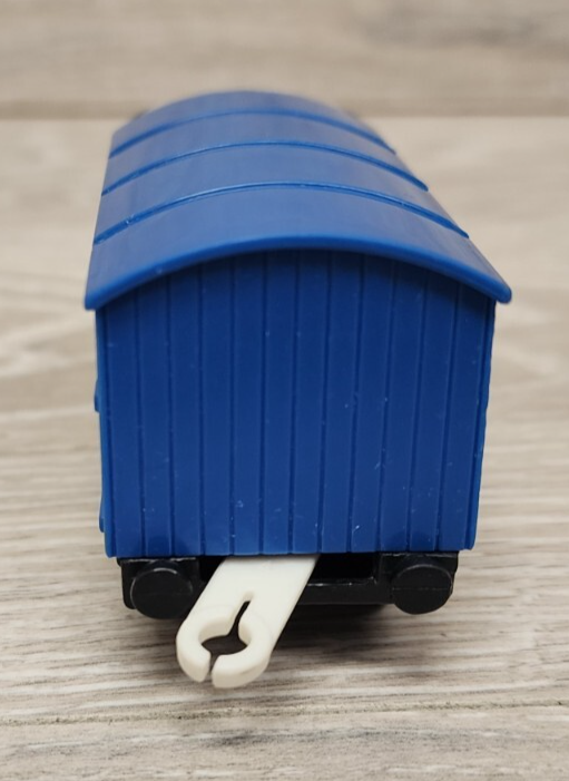 Thomas & Friends Trackmaster Blue Cargo Car Boxcar 2009 Mattel Gullane ...