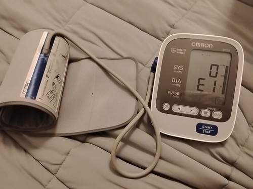 Omron BP760 7 Series Upper Arm Blood Pressure Monitor | eBay