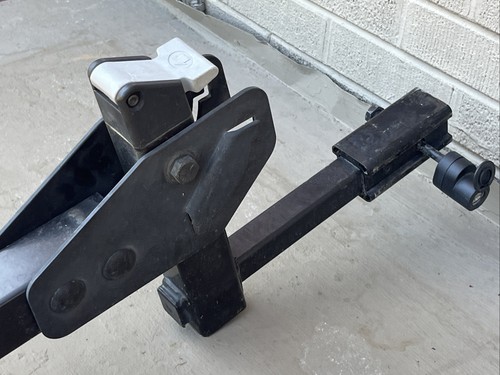 Thule Doubletrack 990XT 2-bike hitch rack works with both 1.25" and 2 ...