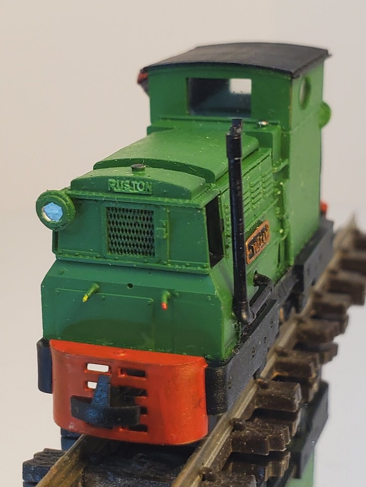 OO9/009 Ruston & Hornsby 44/48 Vulcan Diesel Narrow Gauge Locomotive ...