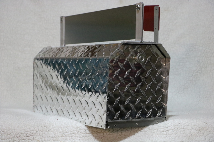 Heavy Duty Aluminum Diamond Plate 14 Gauge Mailbox Medium size with ...
