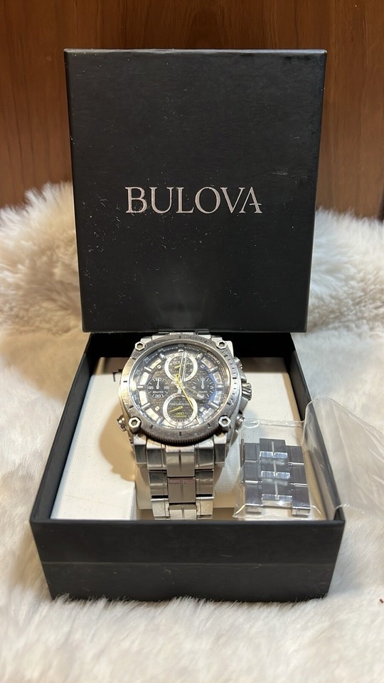 Bulova Icon Collection Quartz Men's Silver Stainless Steel 47 Watch MM ...