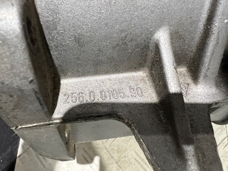 Porsche Boxster S 986 6 SP . TRANSMISSION GEAR BOX CASE 256.0.0105.90 ...