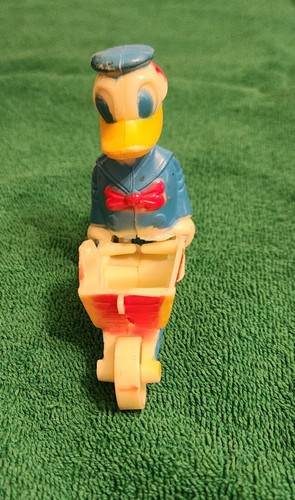 ORIGINAL VINTAGE MICKEY MOUSE & DONALD DUCK WALT DISNEY PLASTIC RAMP ...