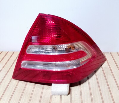 2005-2007 Mercedes C230 Sdn Passenger (RH)Tail Light Quarter Panel ...