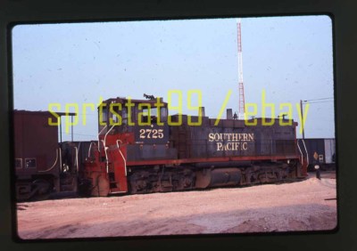 SP Southern Pacific EMD MP15AC Locomotive #2725 - Duplicate 35mm ...