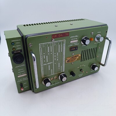 Sailor Type RT 143 Marine VHF Radio w/ Selcall Decoder Type H213 RT143 ...