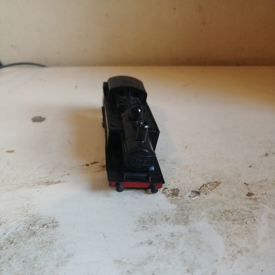 Triang R52 0-6-0 Tank BR Black 47606 Bodyshell Only. Scrapyard Item ...