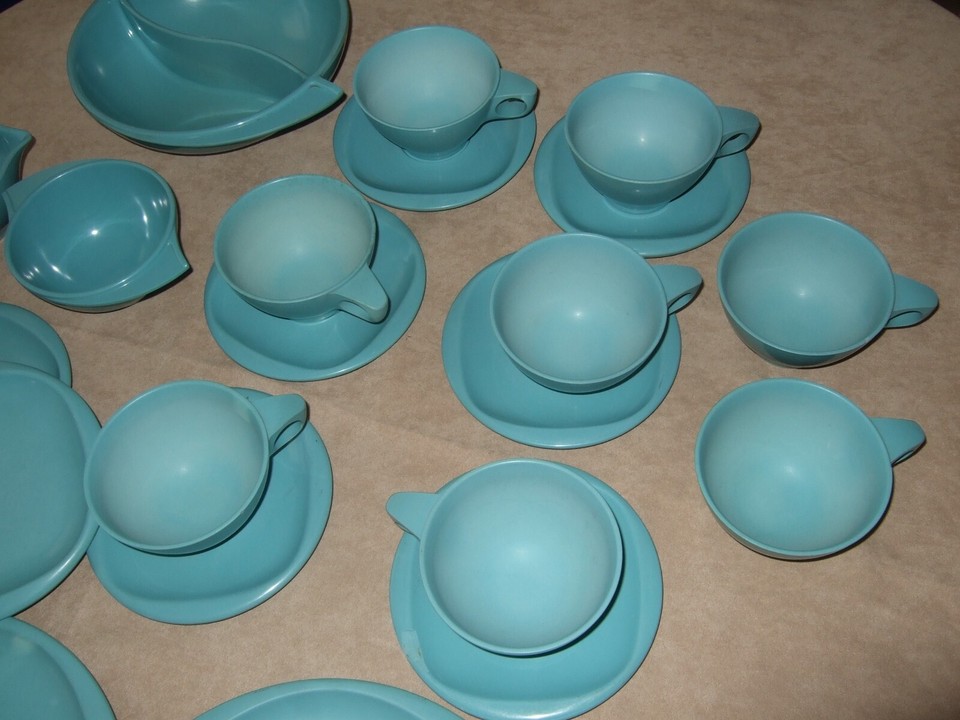 Mid Century Boonton Ware 22 pc set Mint Green. Melmac cups plates sugar ...