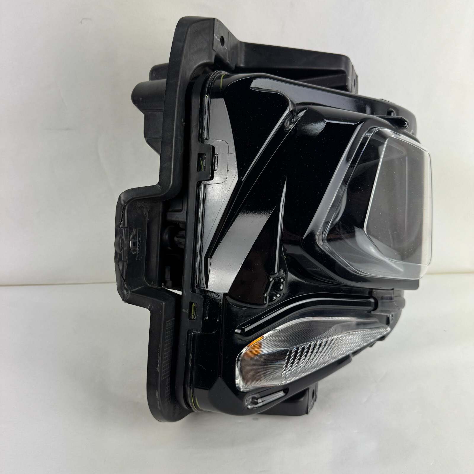 OEM 2019 - 2022 Chevrolet Blazer Right Xenon HID Headlight Headlamp ...