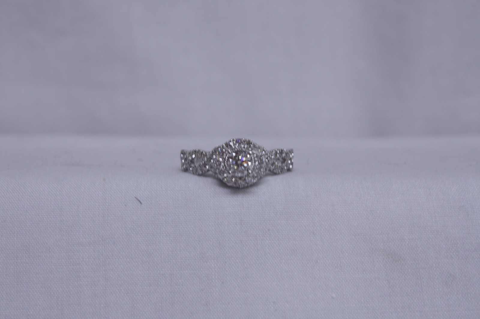 Neil Lane 14KT WG Halo Wedding Ring .75ctw Diamonds box SZ 7+ 3012-1 | eBay
