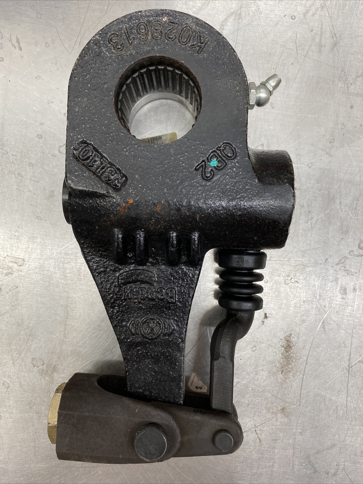 Bendix K041877 Versajust Automatic Slack Adjuster - 1.50" 28-Spline 6 ...