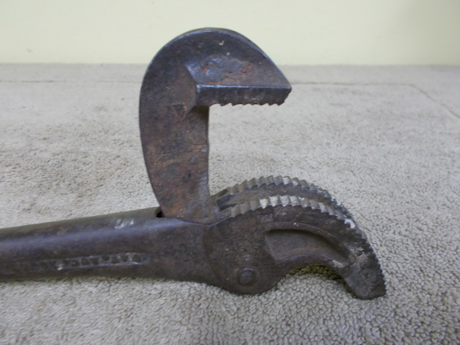 VINTAGE REED MFG. WRENCH ERIE PA. SPRING LOADED PIPE SPANNER TOOL 11 ...