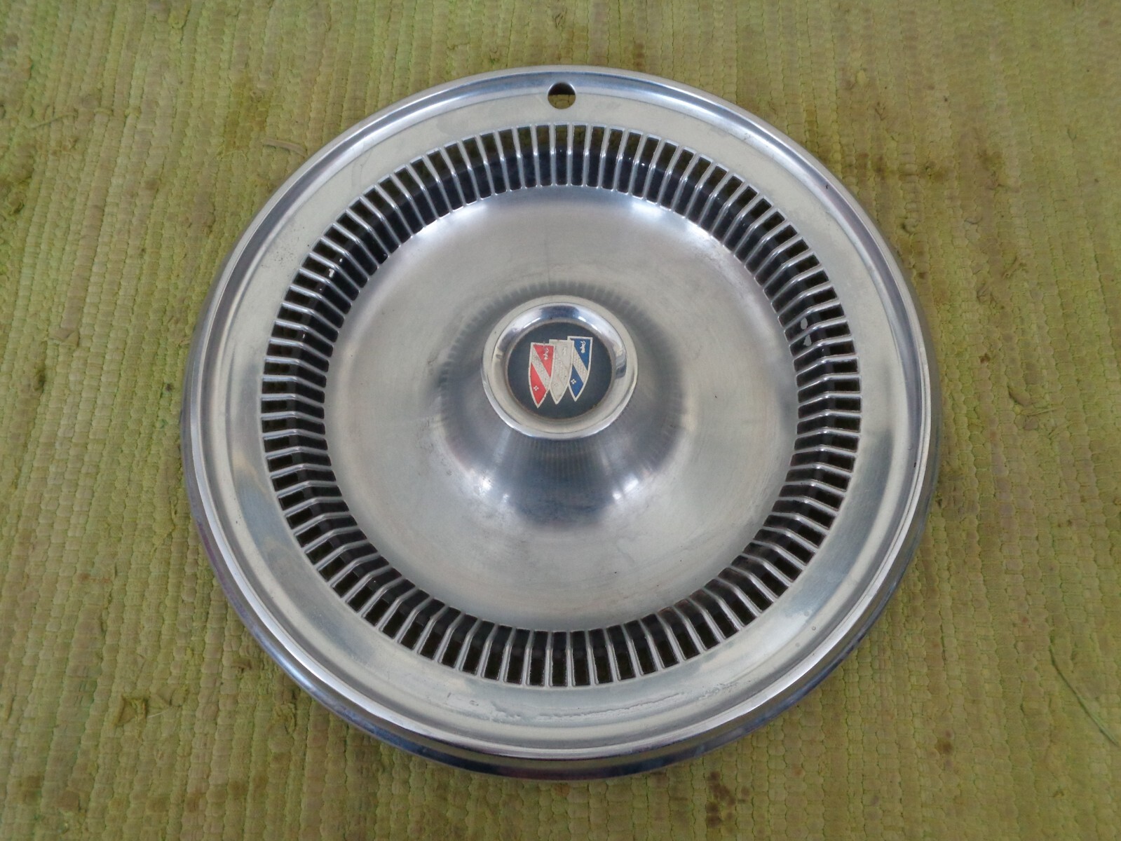 76 77 78 79 Buick Hub Caps 14" Set of 4 Wheel Covers Hubcaps 1976 1977 ...