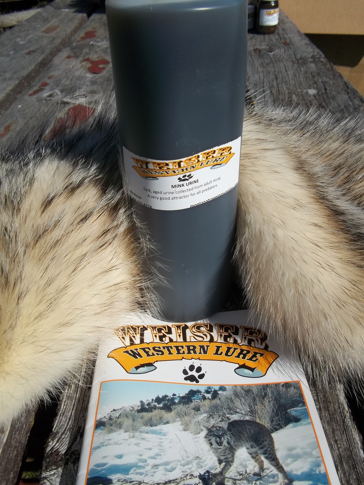 WEISER WESTERN LURE 1 Quart. MINK URINE /mink,cat, coyote,fox | eBay