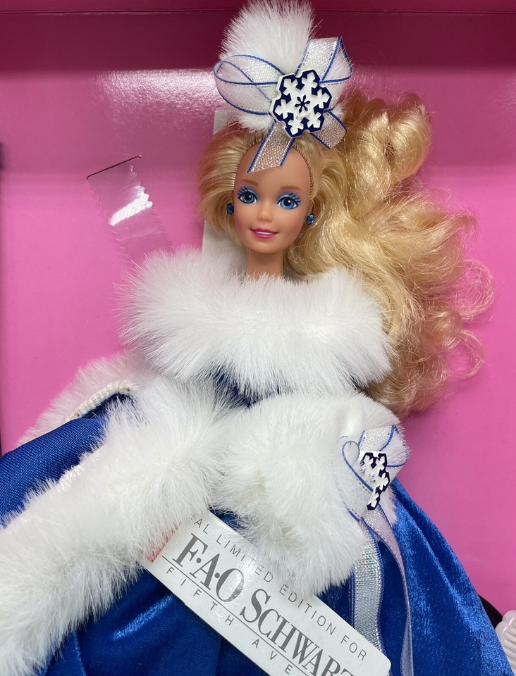 1990 FAO Schwarz Winter Fantasy Barbie Doll (5946) | eBay