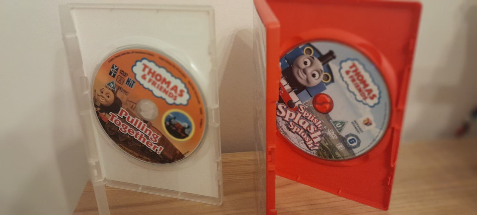 Thomas and friends DVD bundle Splish splash splosh/ pulling together ...