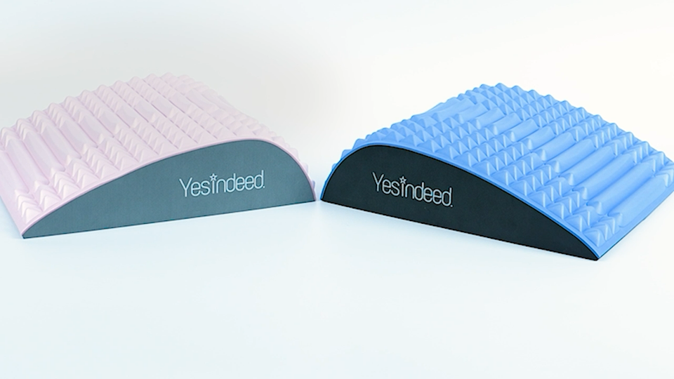 Back Stretcher Pillow - Back Pain Relief, Support for prolonged Sitting ...