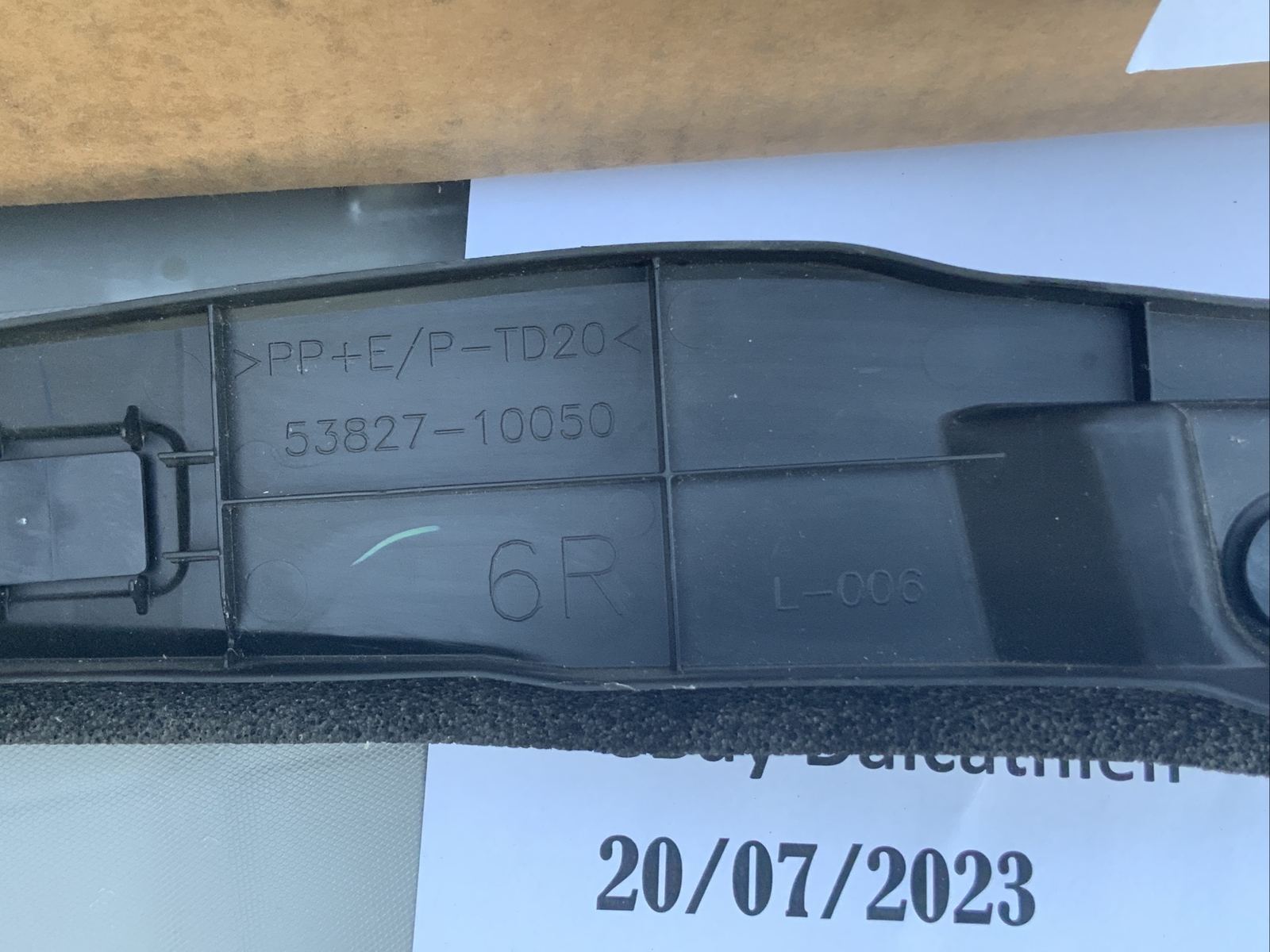 2018-2023 Toyota C-HR FRONT RIGHT FENDER PROTECTOR Insulator 53827 ...