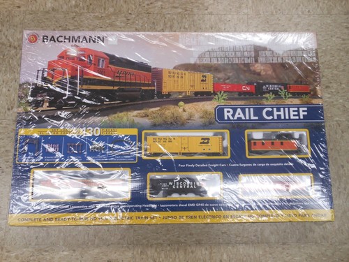 Bachmann 00706 HO Rail Chief Train Set Burlington Northern Santa Fe ...