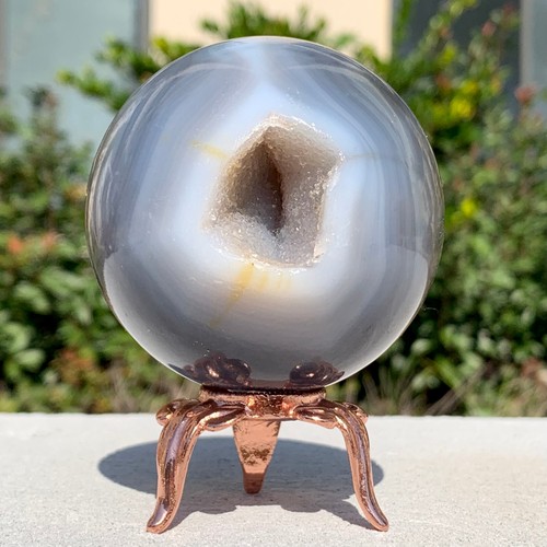 492G Natural agate Geode crystal ball Quartz sphere Cave vug Quartz ...