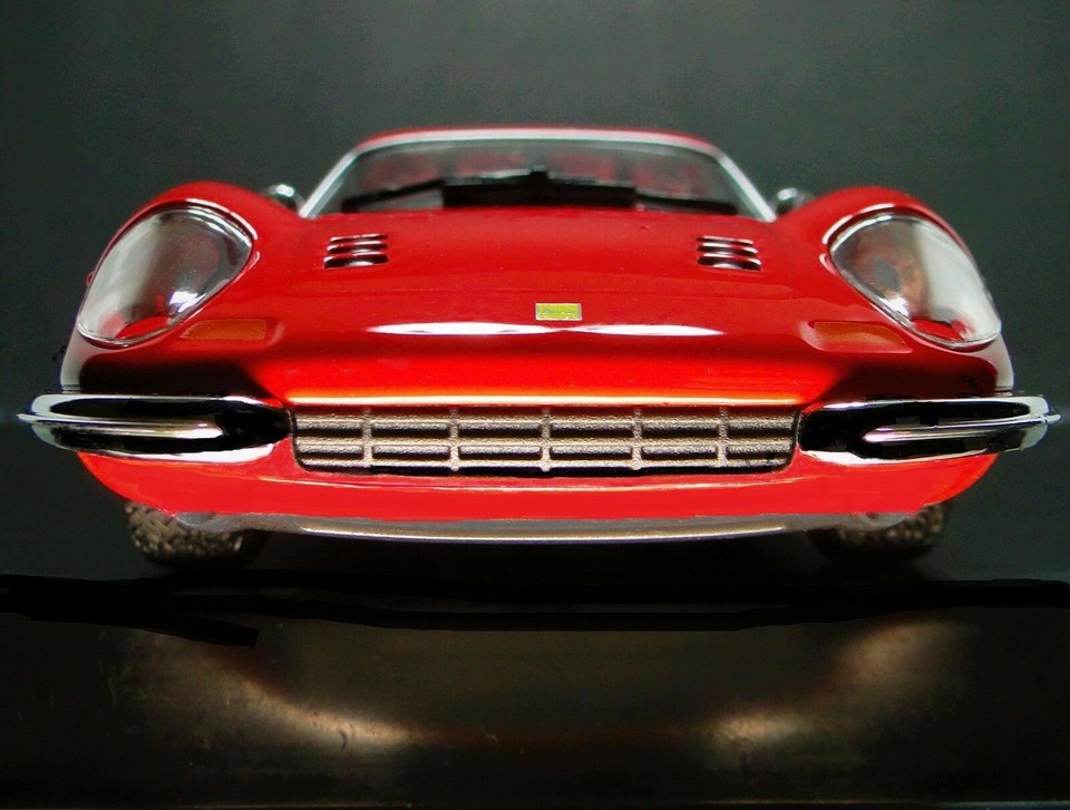 Ferrari 1:24 Race Car Racing 18 Racer Hot Rod 12 Classic Metal Body ...