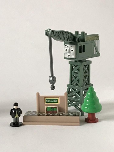 LOT 4 - Thomas CAPSULE PLARAIL - Cranky & Sir Topham Hatt station Tree ...