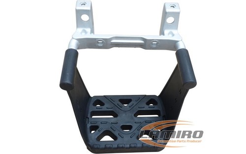 fits RENAULT KERAX DXi FOOTSTEP LOWER LEFT = RIGHT OE: 7420870164 / ...