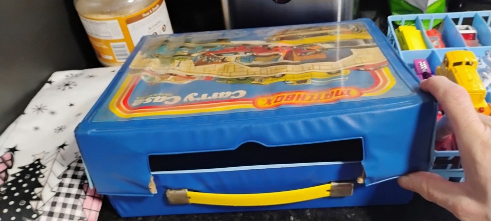 1978 Vintage 48 cars Matchbox case, trays, and 46 vintage cars from 60 ...