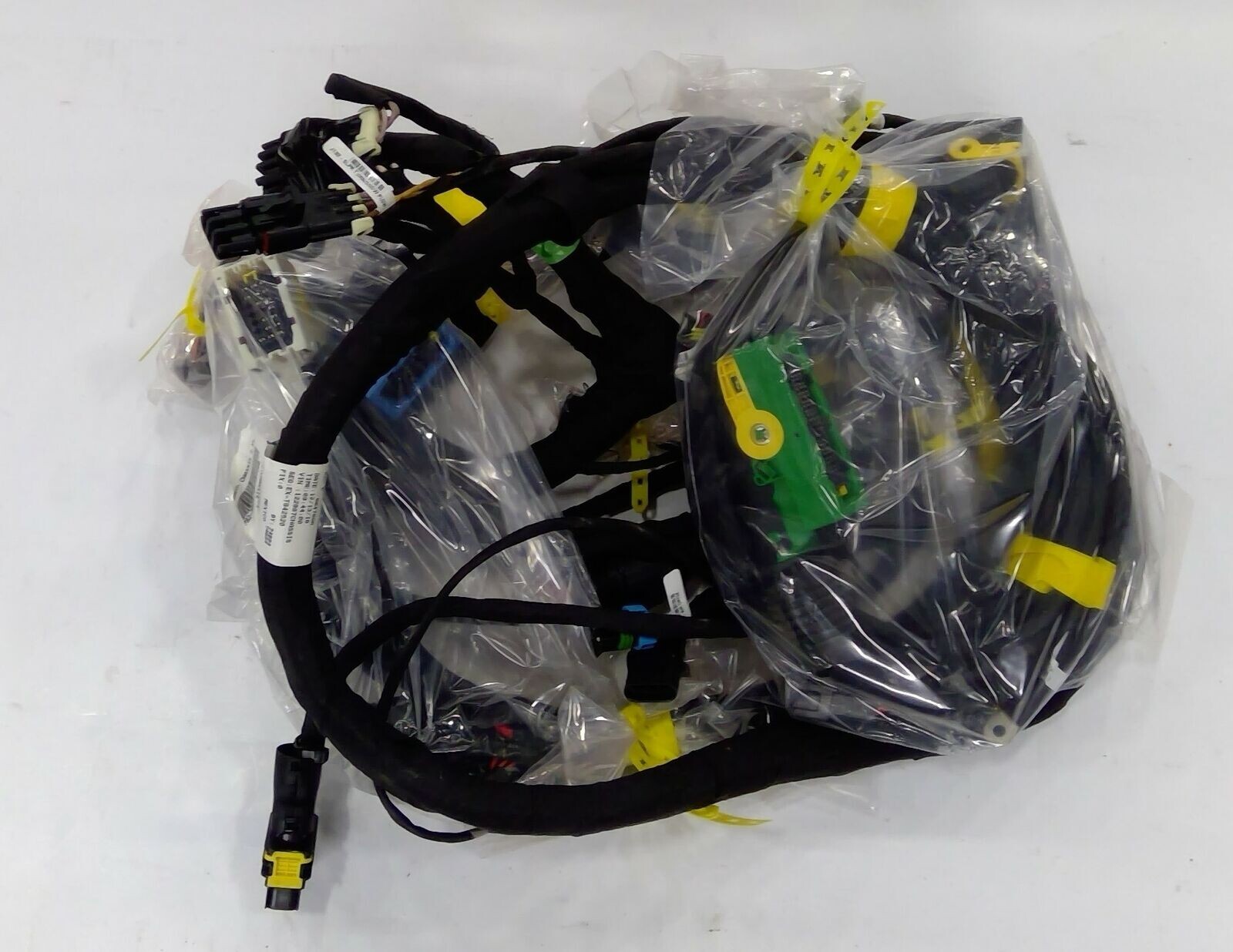 PACCAR CHASSIS HARNESS P/N P92-5934-130300373 VIN: 109763CHASSIS SEQ ...