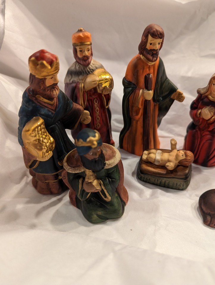 Wooden nativity w/2 Story Wall Hanging Manger with Holy Family Angel ...