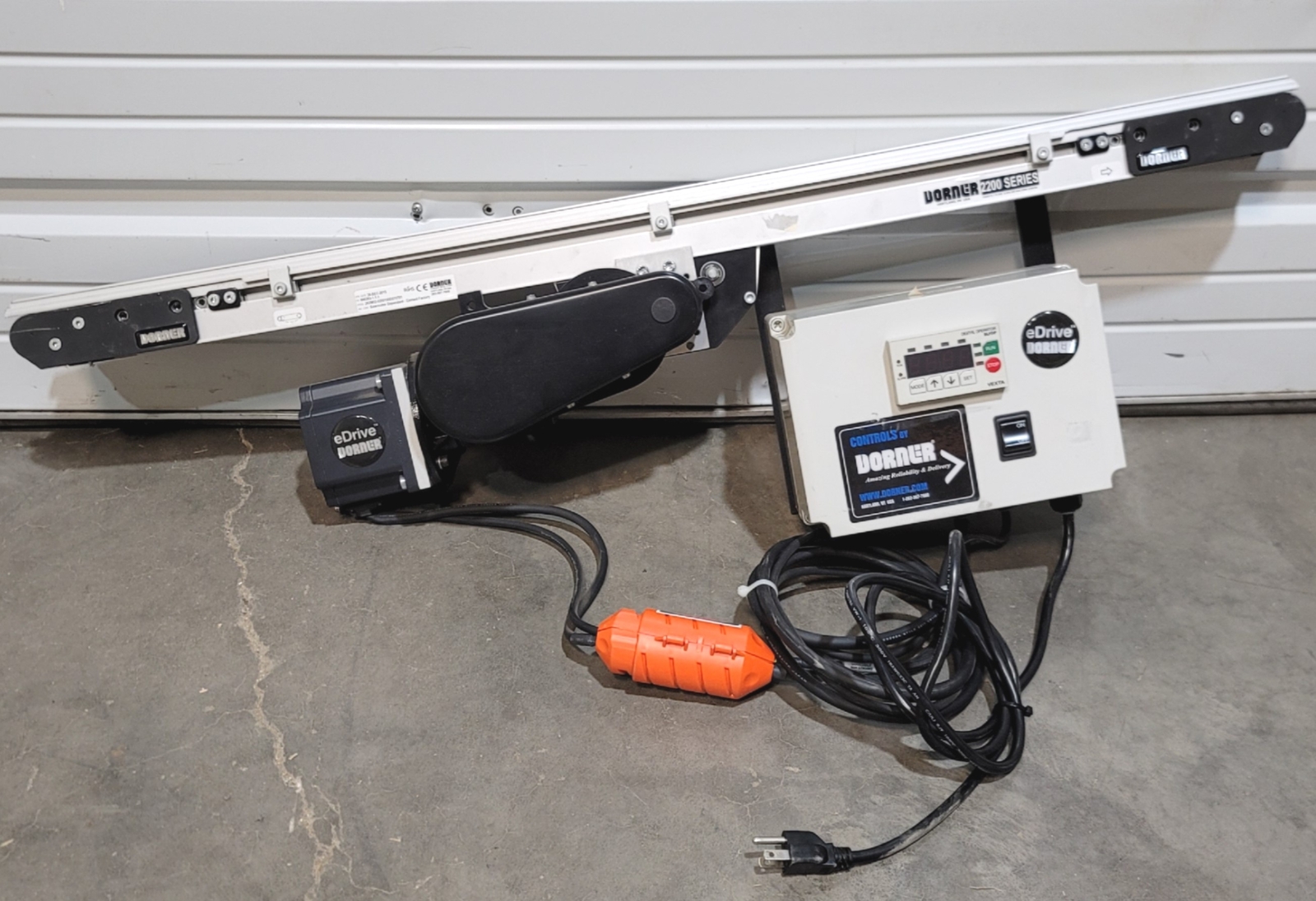 Dorner 2200 Series Conveyor Belt With e-Drive Motor and Control, 40mm x ...